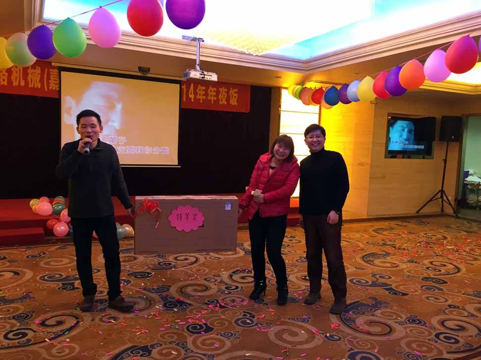 We make things for roll - Foroll casters and wheels